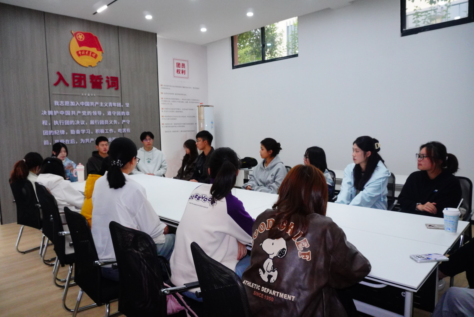 “青春合伙人”计划：为新生的校园生活领航